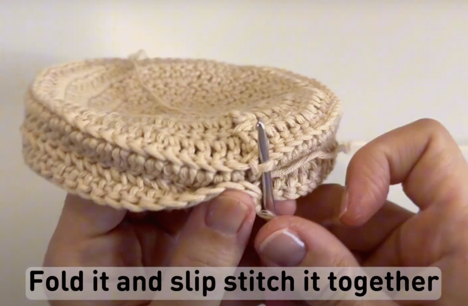 Bunny Rabbit Crochet Coaster | Gift Ideas – Gratia Project